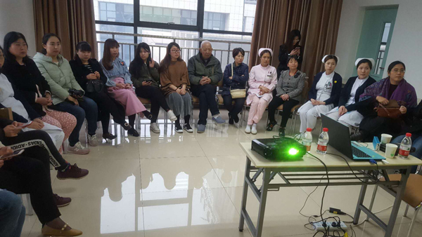 叙事护理沙龙——敞开心扉 拥抱明天 护理园地